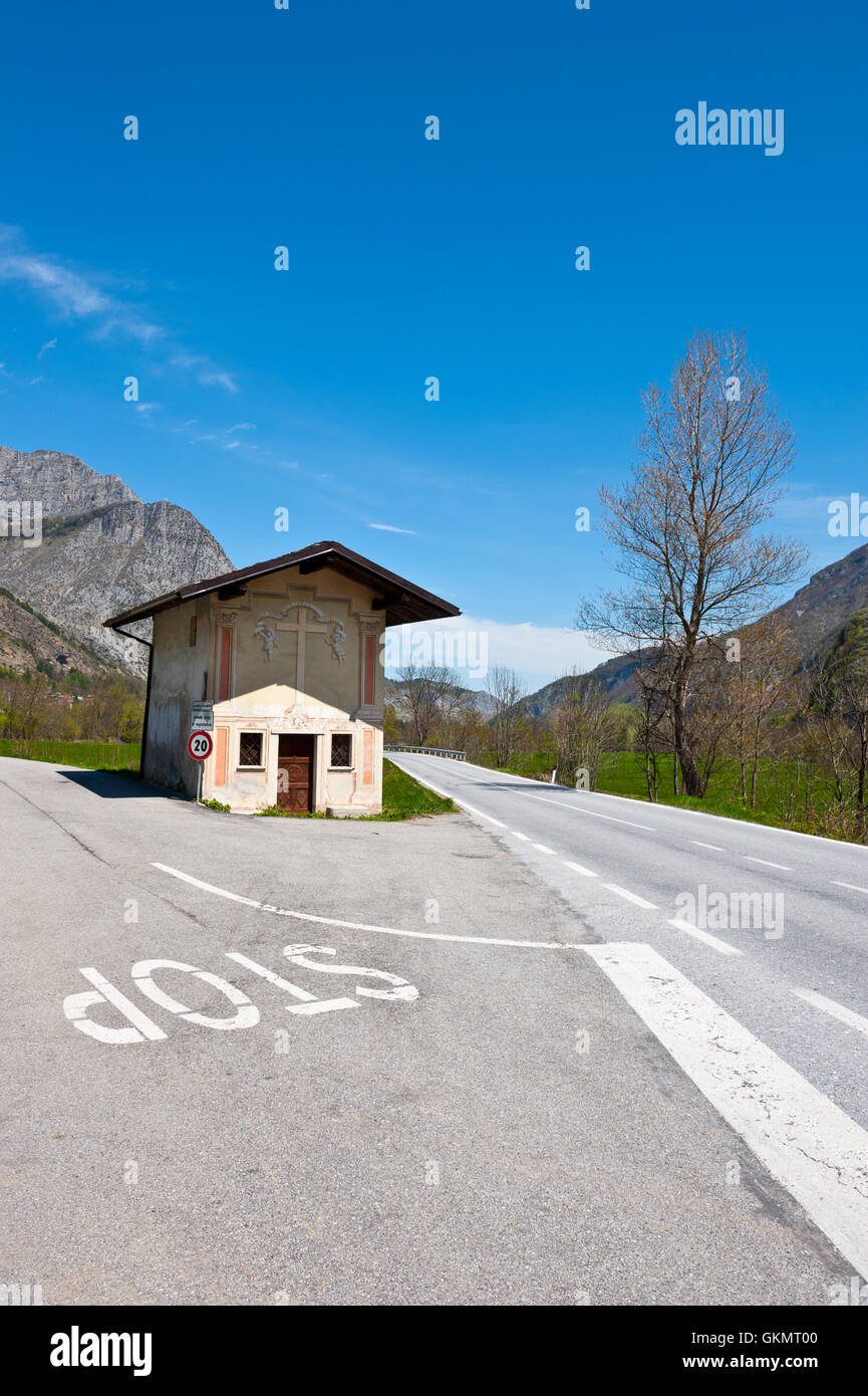 Crossroads country hi-res stock photography and images - Alamy