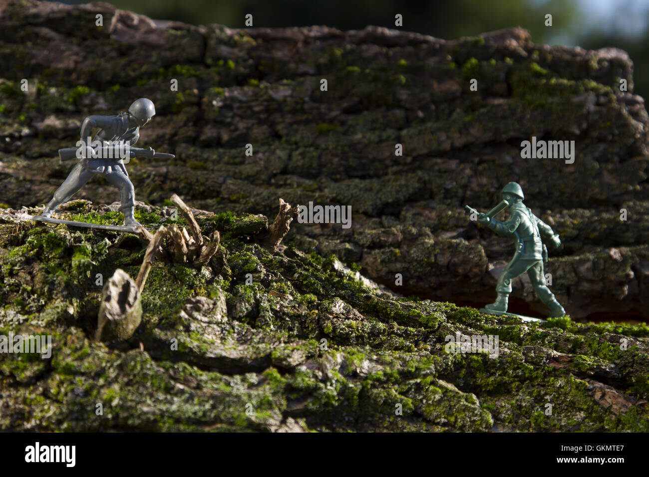 Fighting figures hi-res stock photography and images - Alamy