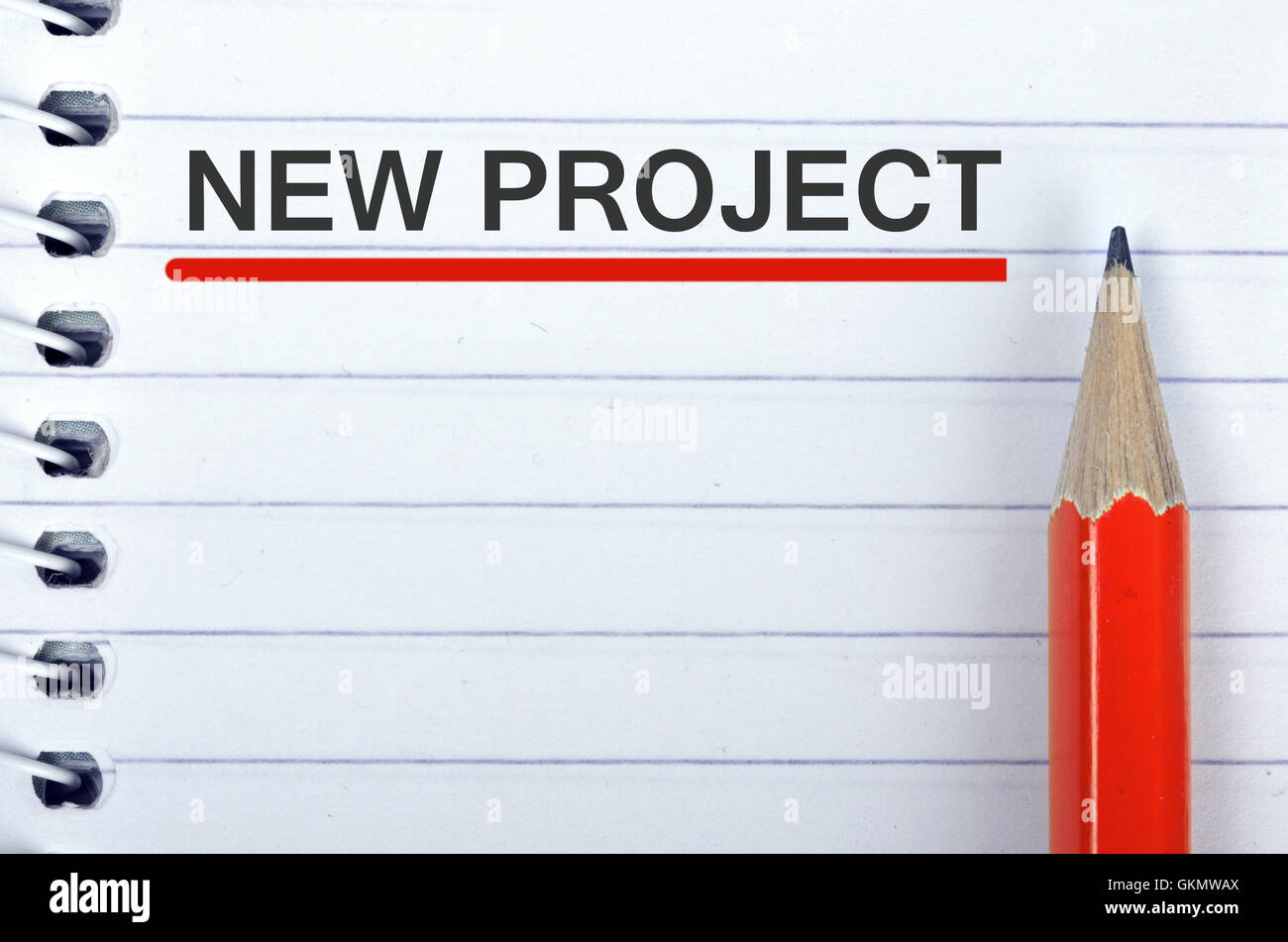New Project text on notepad and red pencil Stock Photo - Alamy