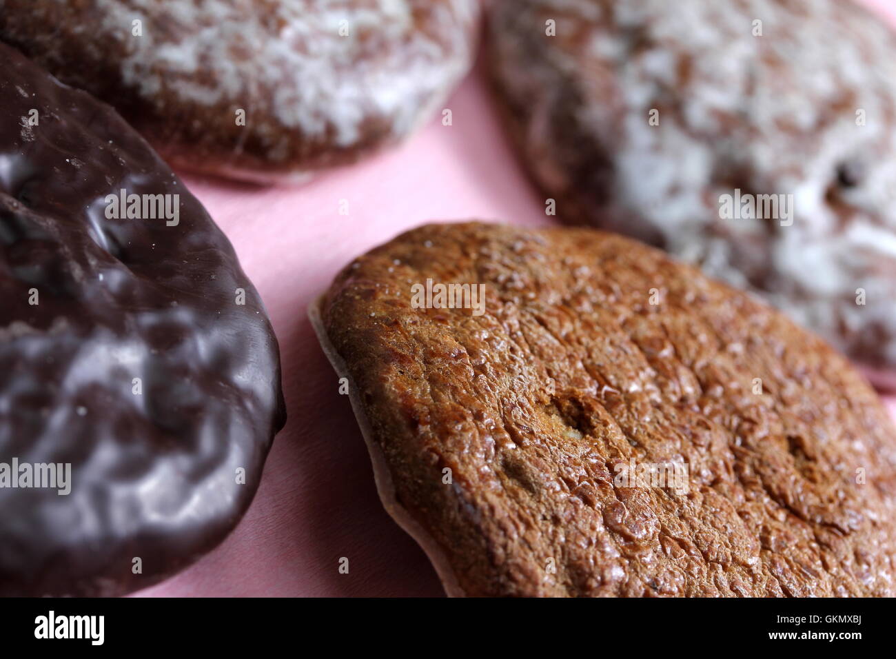 Gingerbread round hi-res stock photography and images - Alamy