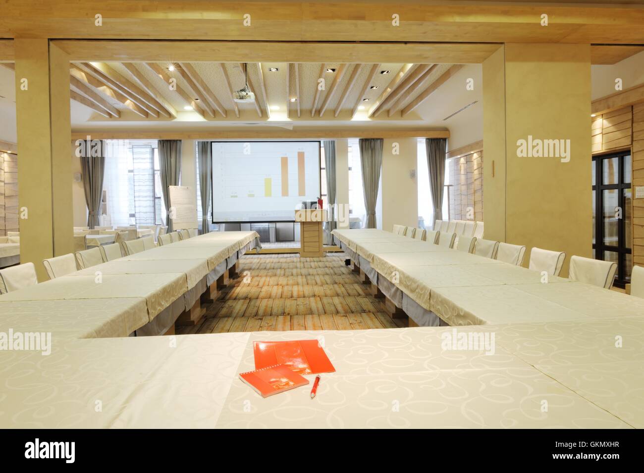 Empty business conference room Stock Photo - Alamy