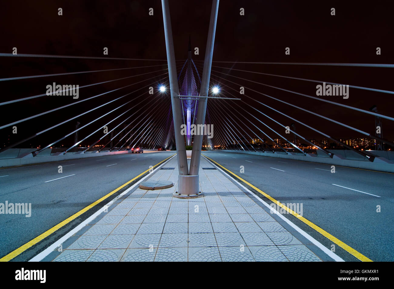 putrajaya bridge in malaysia Stock Photo - Alamy