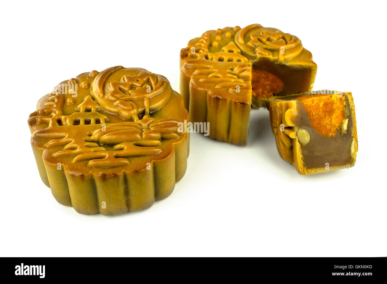 Mooncake chinese cut open hi-res stock photography and images - Alamy