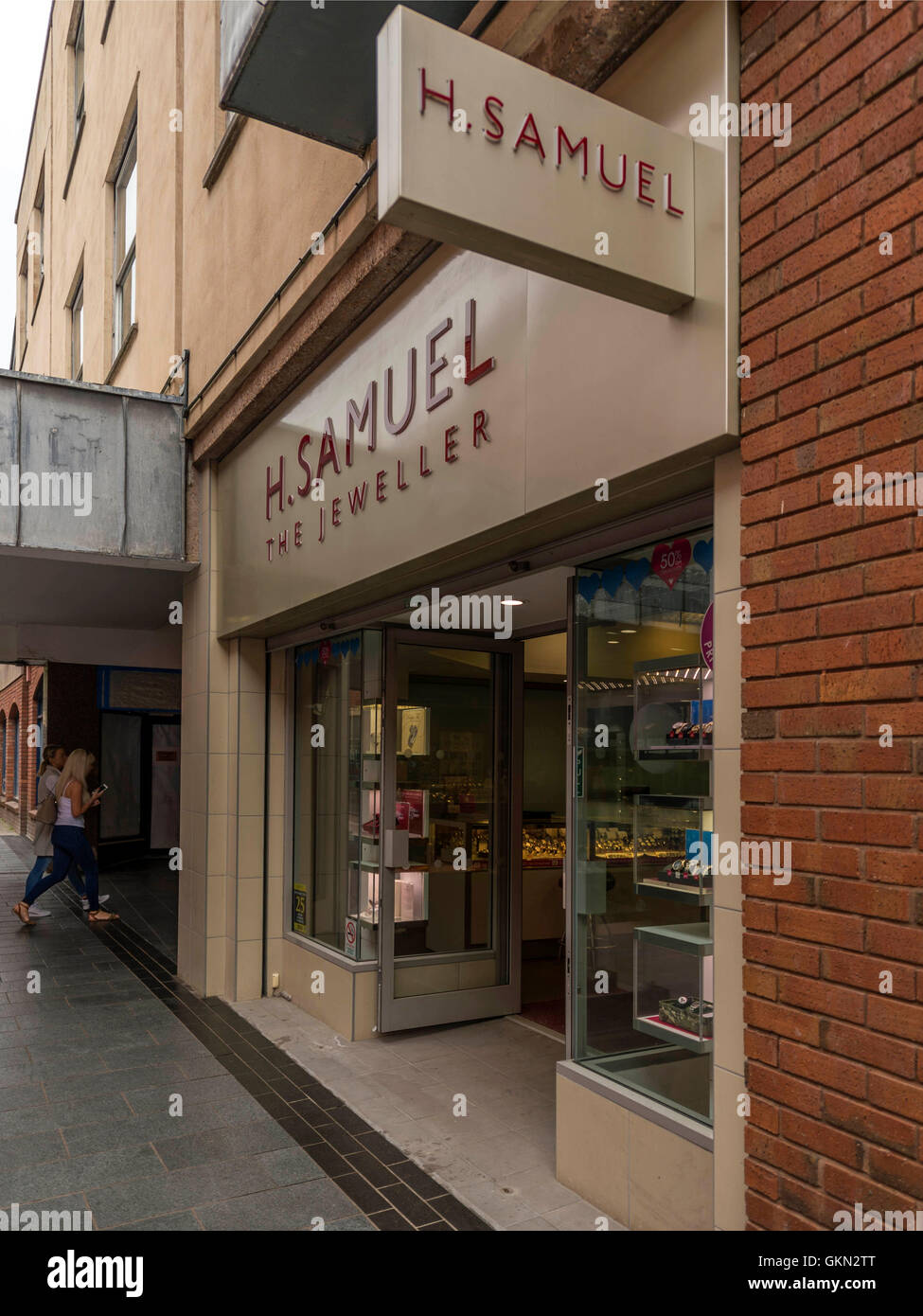 H Samuel Retail Outlet, Exeter City Centre, Devon Stock Photo - Alamy