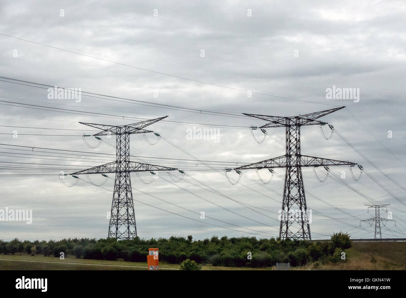 Electricity pylons france hi-res stock photography and images - Alamy