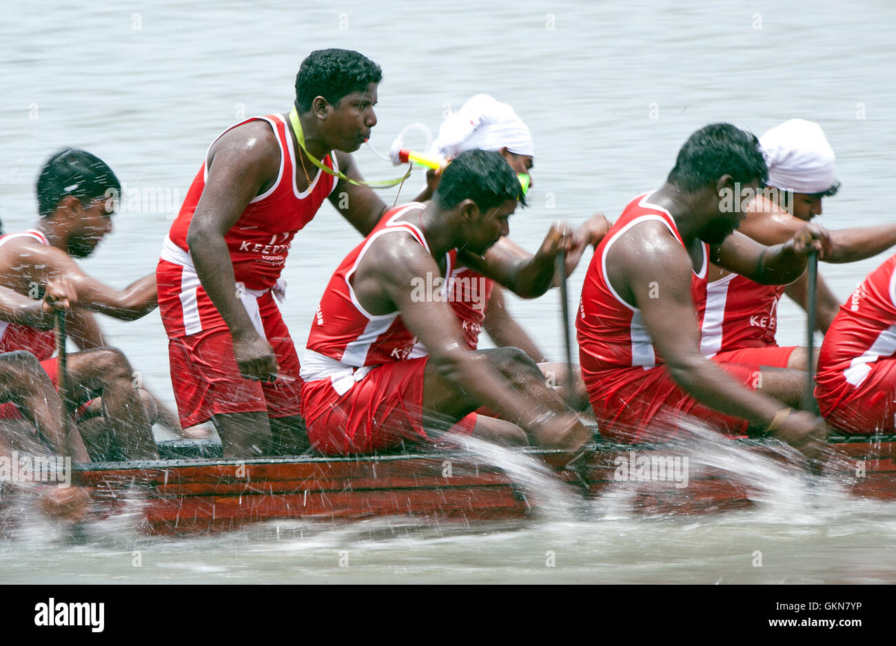 The image of Participant, rowing, Snake boat in motion, Nehru boat race ...
