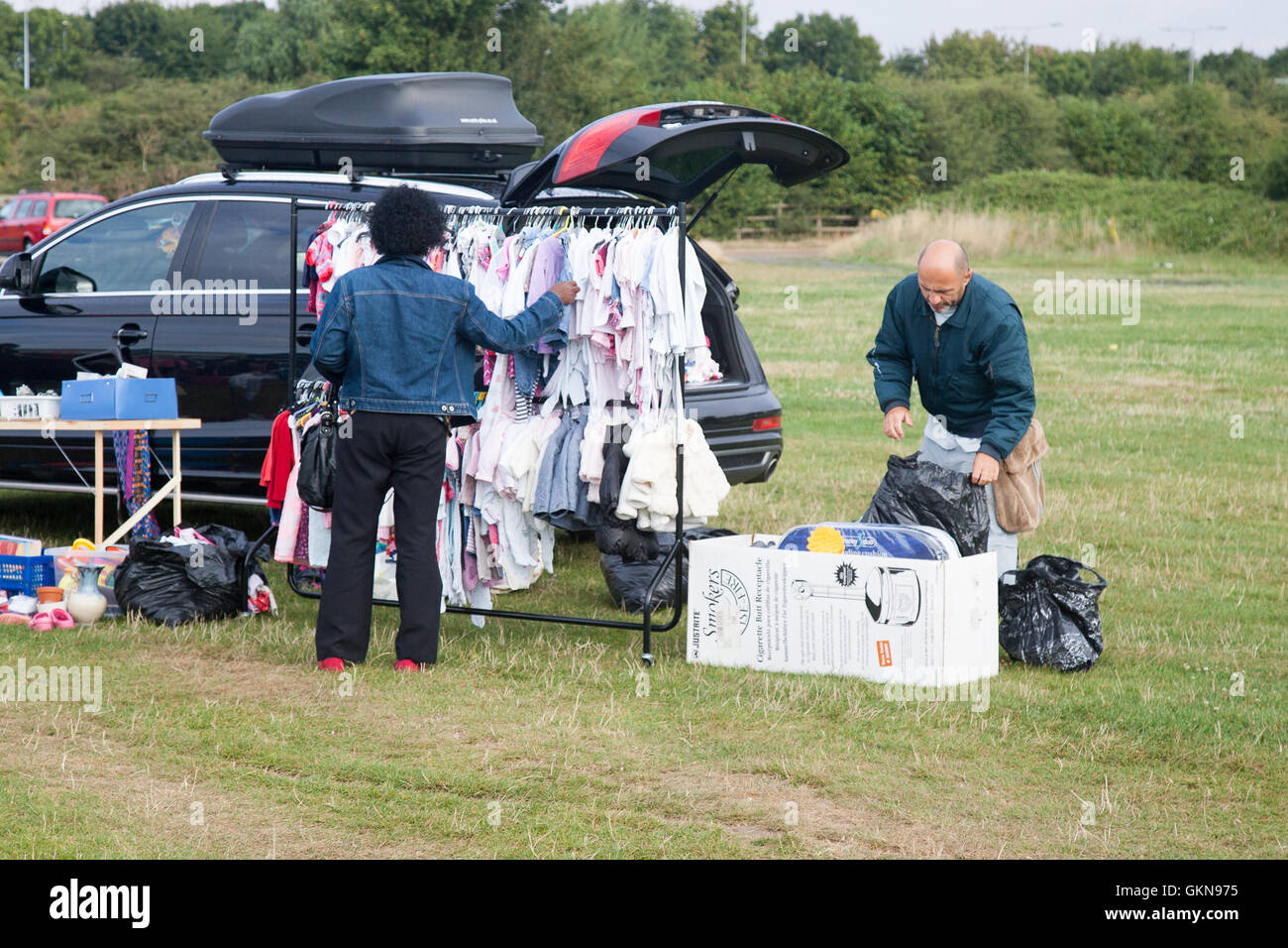 Car boot sale and clothes uk hi-res stock photography and images - Alamy