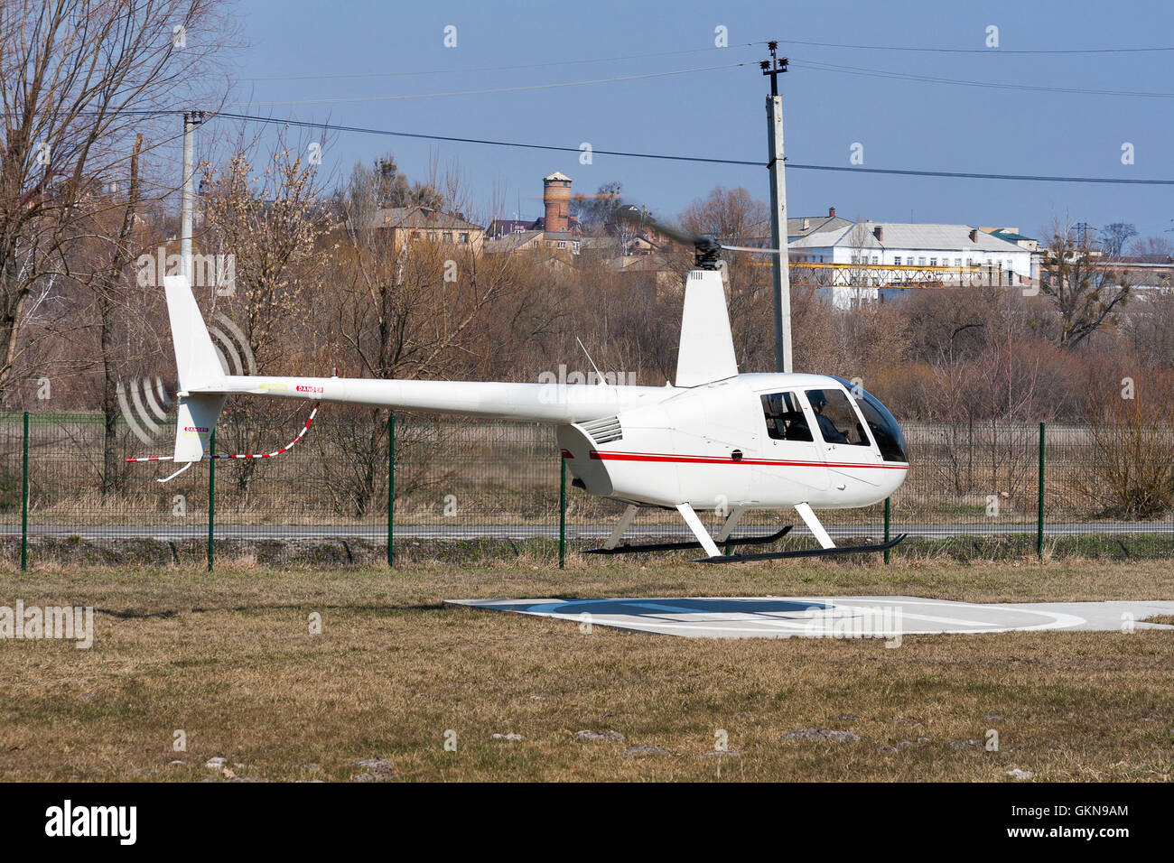 Robinson 44 helicopter hi-res stock photography and images - Alamy