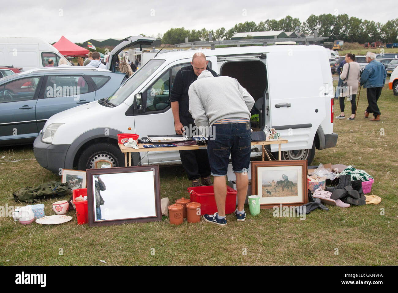 Car boot sale white goods hi-res stock photography and images - Alamy