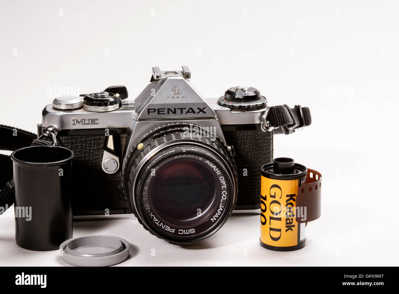 Pentax lens hi-res stock photography and images - Alamy