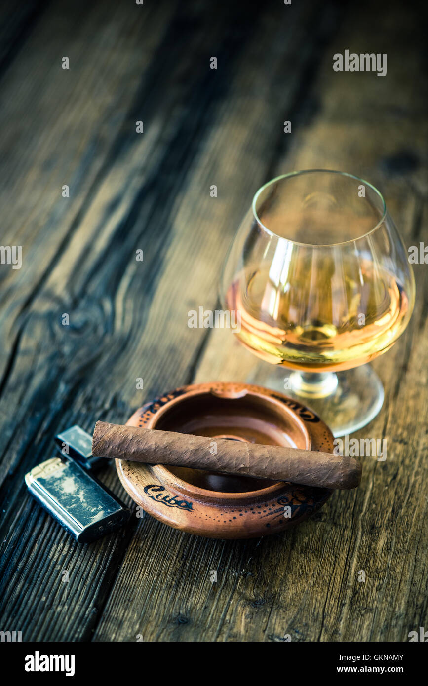 Cuba havana colombian hi-res stock photography and images - Alamy