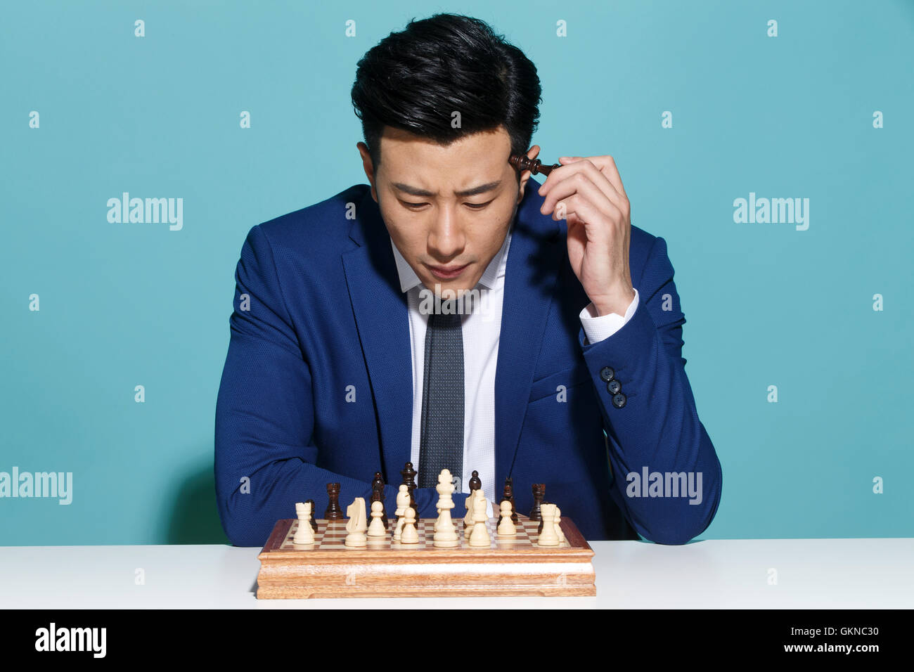 Indian person chess hi-res stock photography and images - Alamy