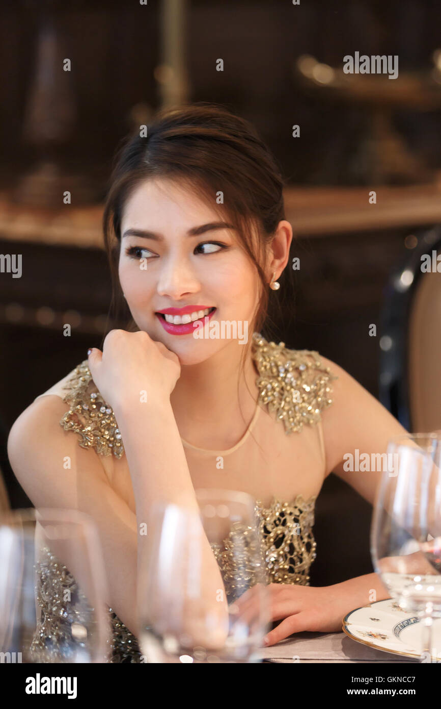 Young women in the party Stock Photo - Alamy