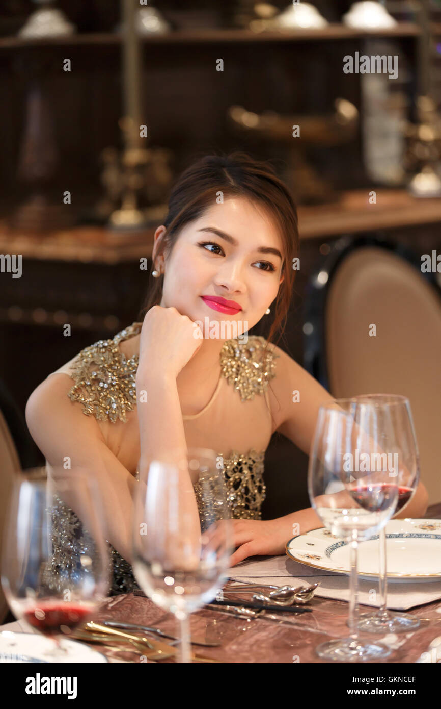 Young women in the party Stock Photo - Alamy