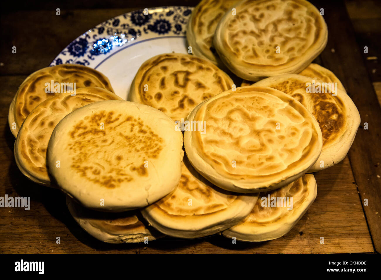 Xian snacks hi-res stock photography and images - Alamy