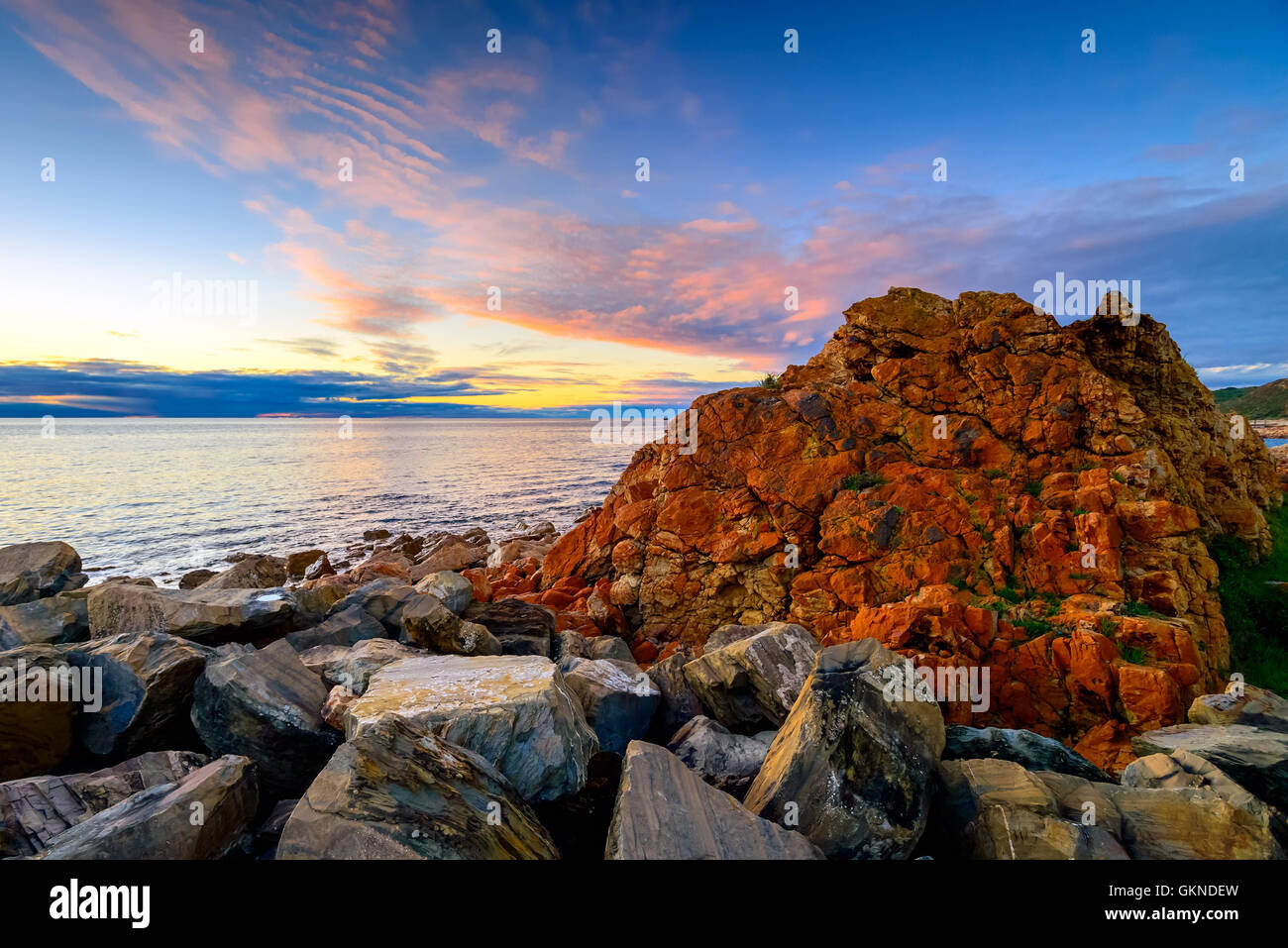 Dramatic sunset with clouds above the sea, South Australian shore Stock ...