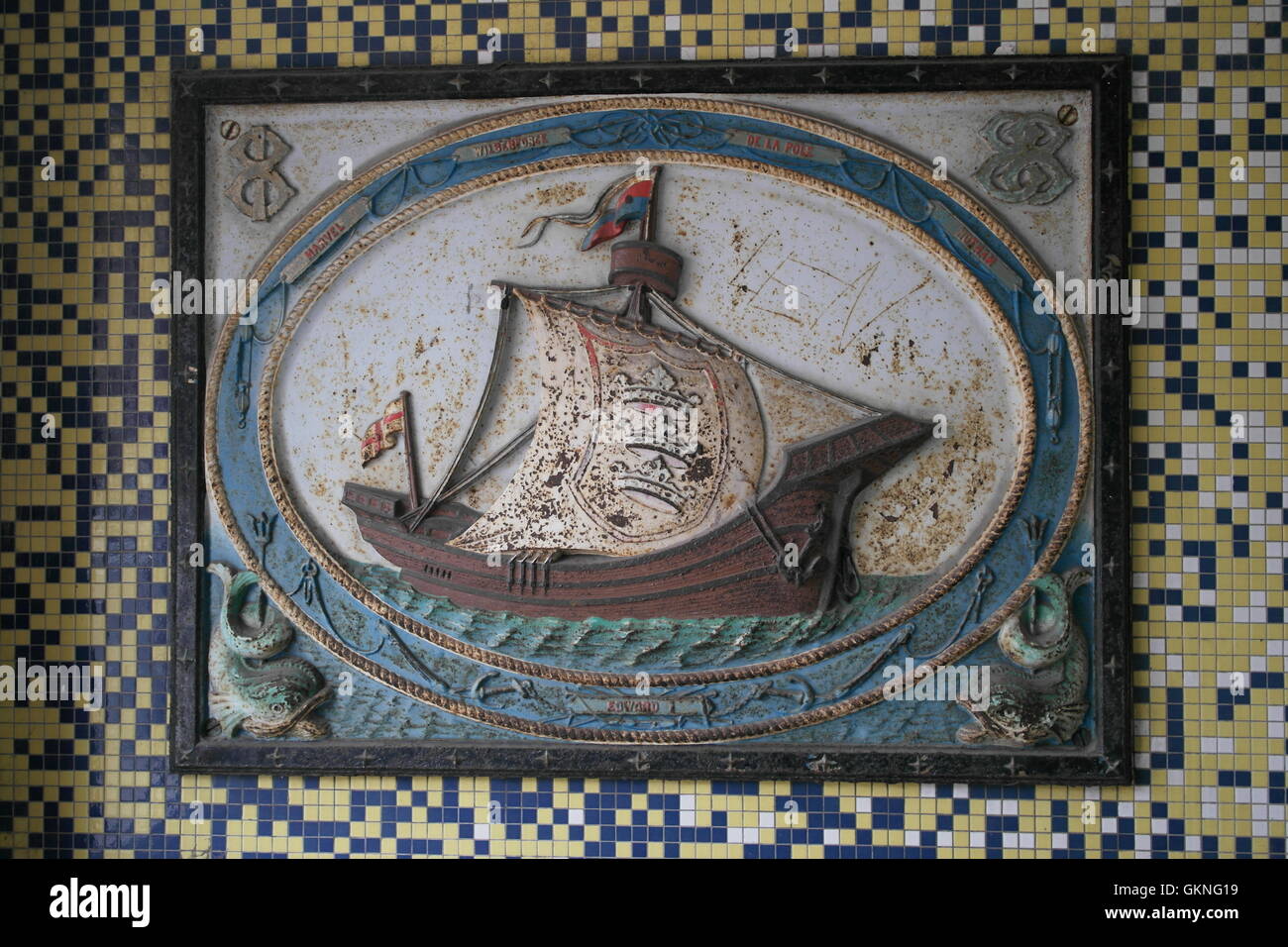 Ship emblem hi-res stock photography and images - Alamy
