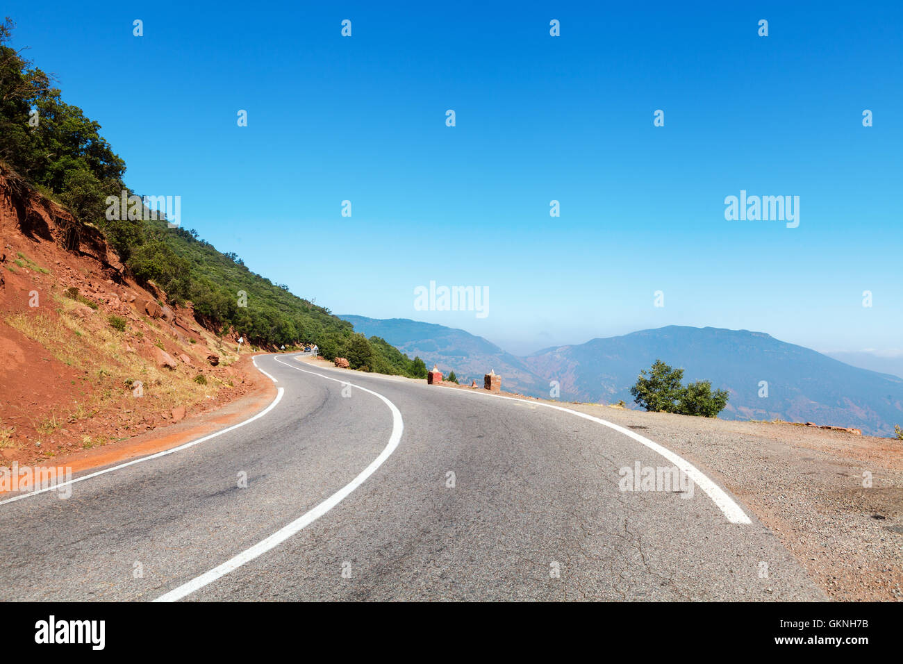 Curvy windy hi-res stock photography and images - Alamy