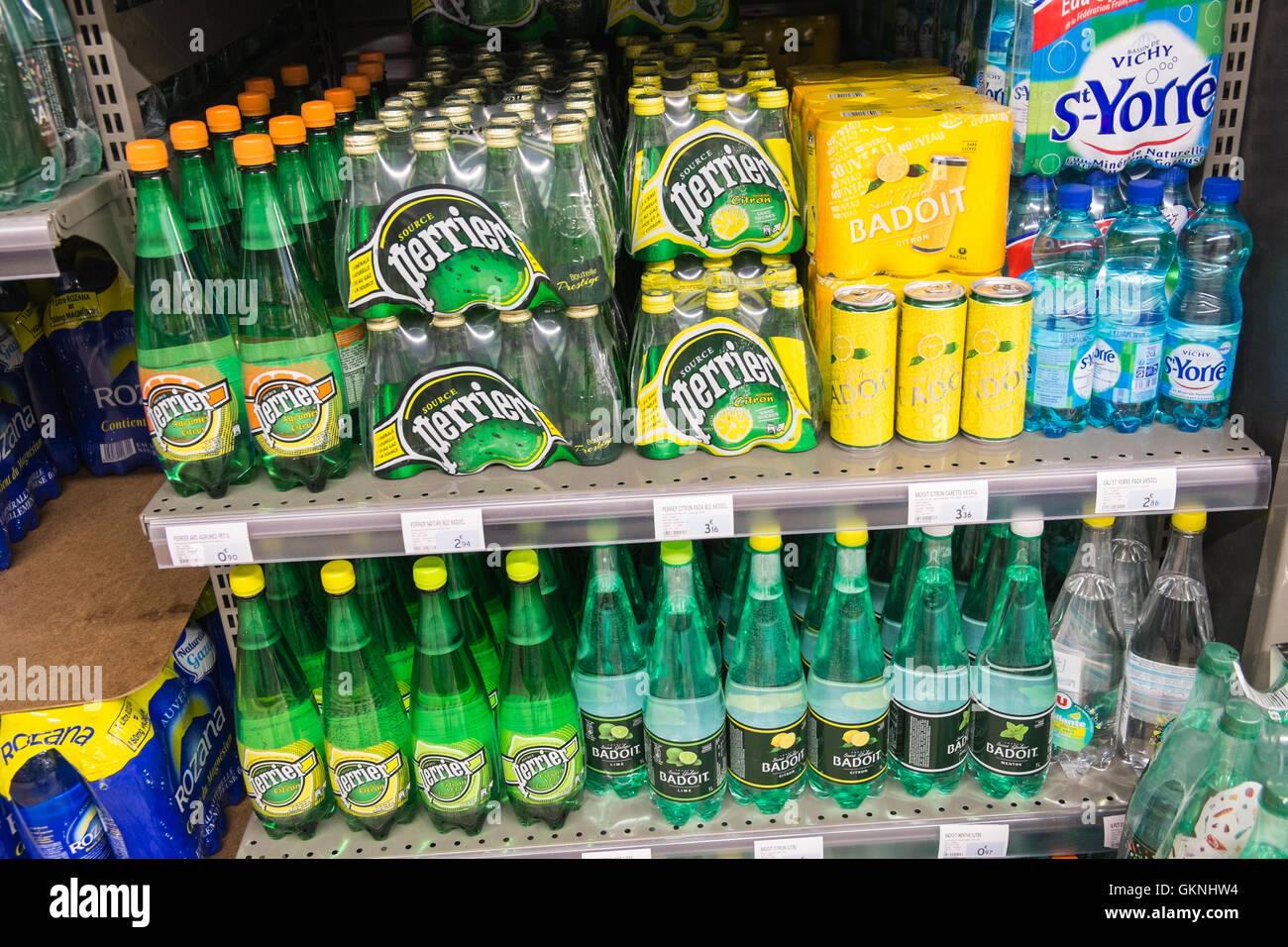 Bottled water display hi-res stock photography and images - Alamy
