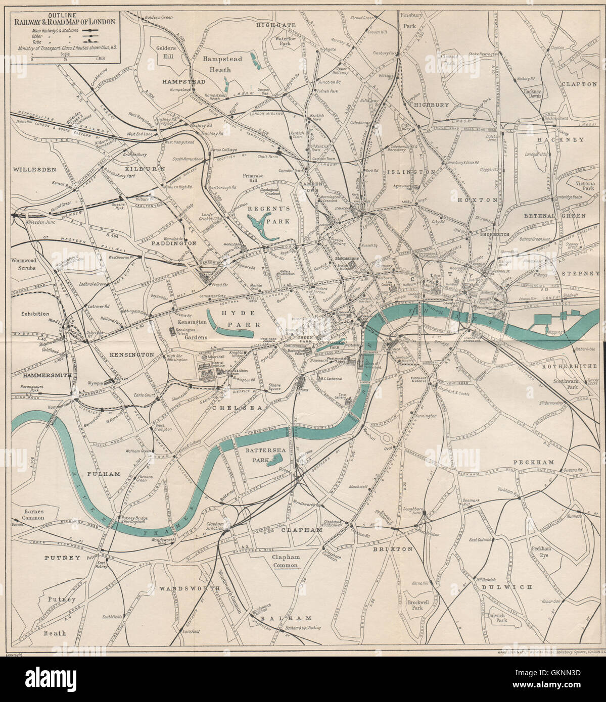 London tube map vintage hi-res stock photography and images - Alamy