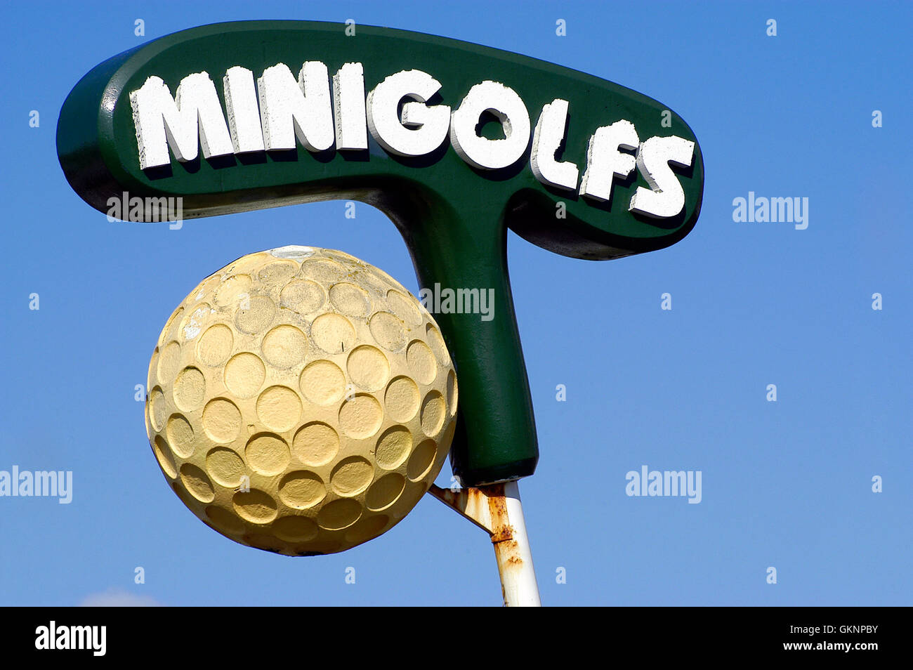 Mini golf mini golf symbol hi-res stock photography and images - Alamy