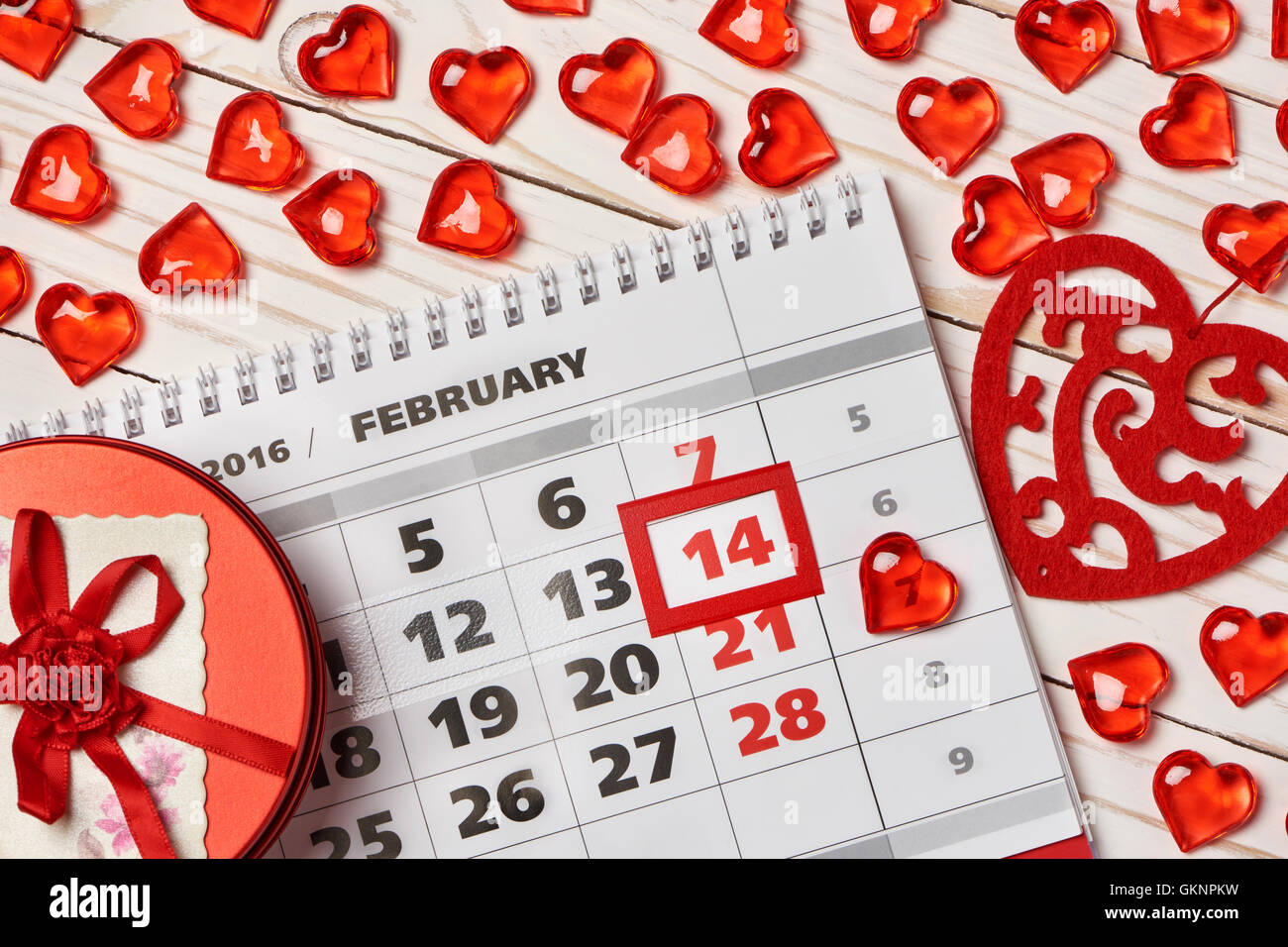 Calendar Valentines day and red hearts Stock Photo - Alamy