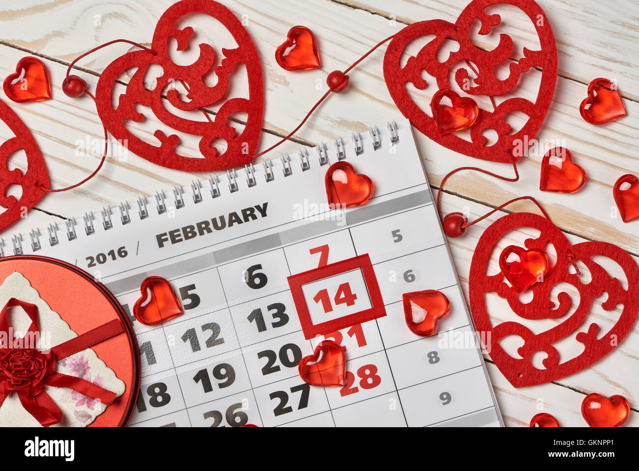 Calendar Valentines day and red hearts Stock Photo - Alamy