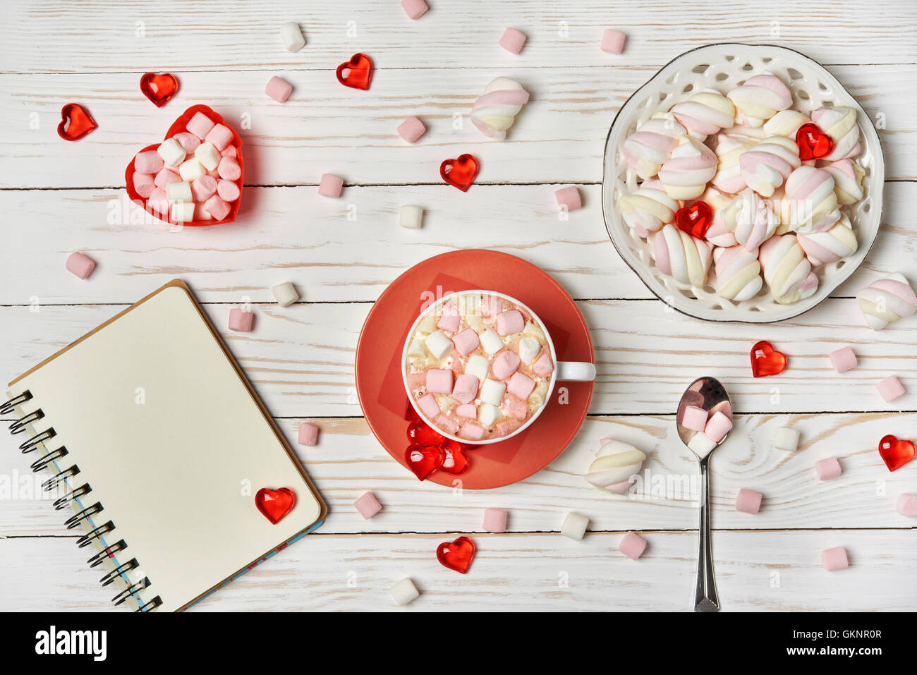 Hot chocolate with marshmallows for Valentines day Stock Photo - Alamy