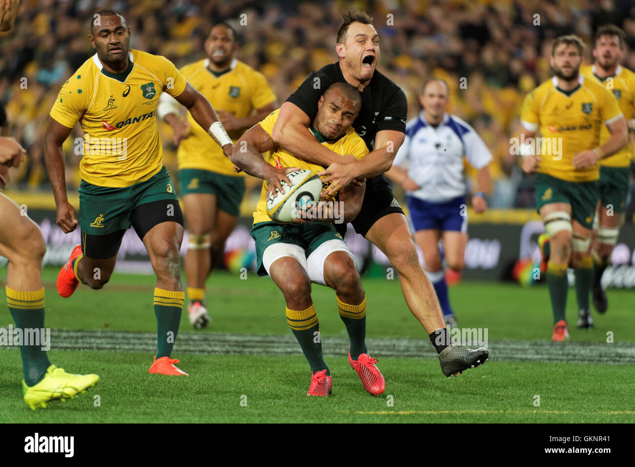 Sydney, Australia. 20th Aug, 2016. New Zealand's Israel Dagg (15) gets ...