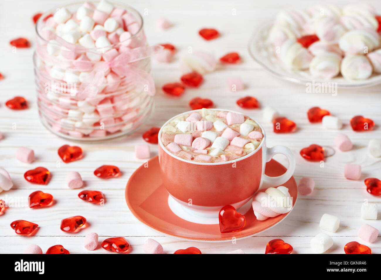 Hot chocolate small marshmallows hi-res stock photography and images ...