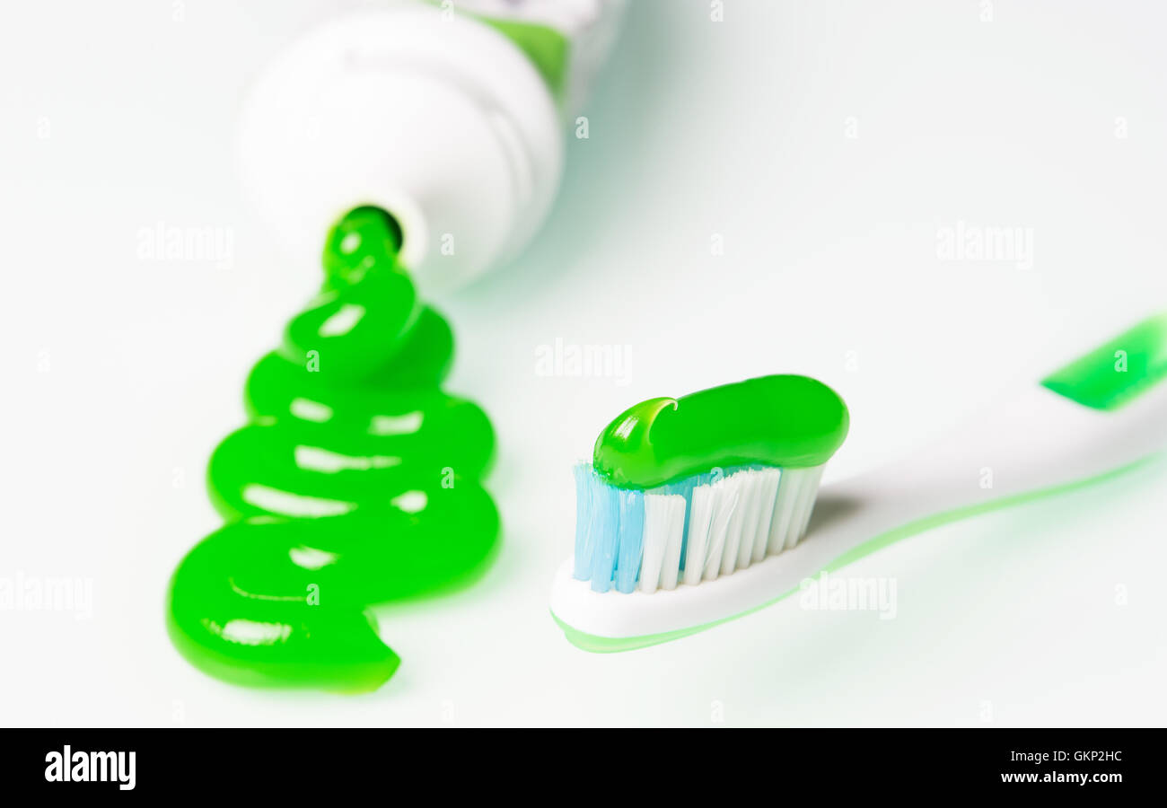 bright green toothpaste Stock Photo - Alamy