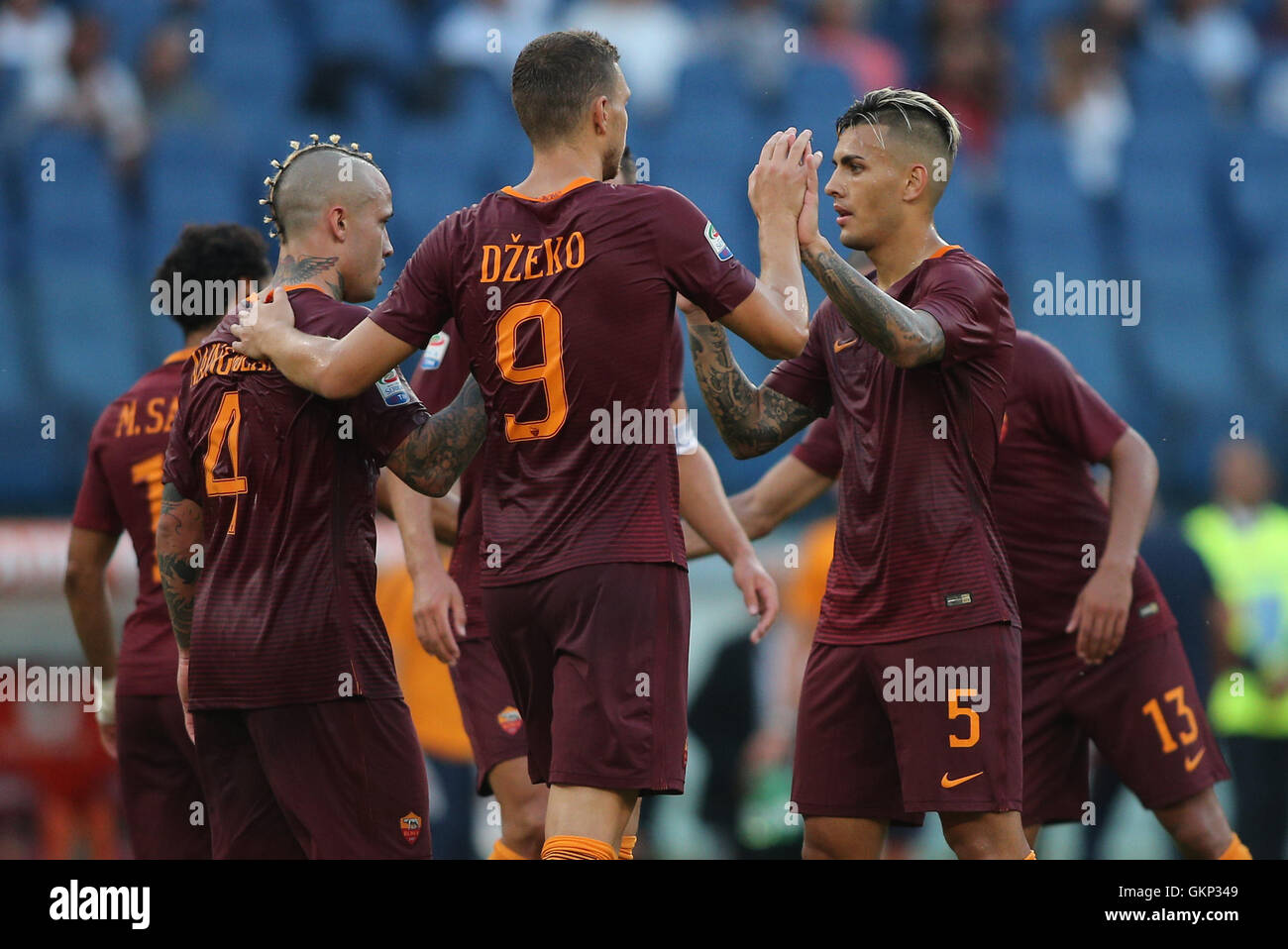 Rome, Italy. 20th Aug, 2016. Dzeko score the gol during football match ...