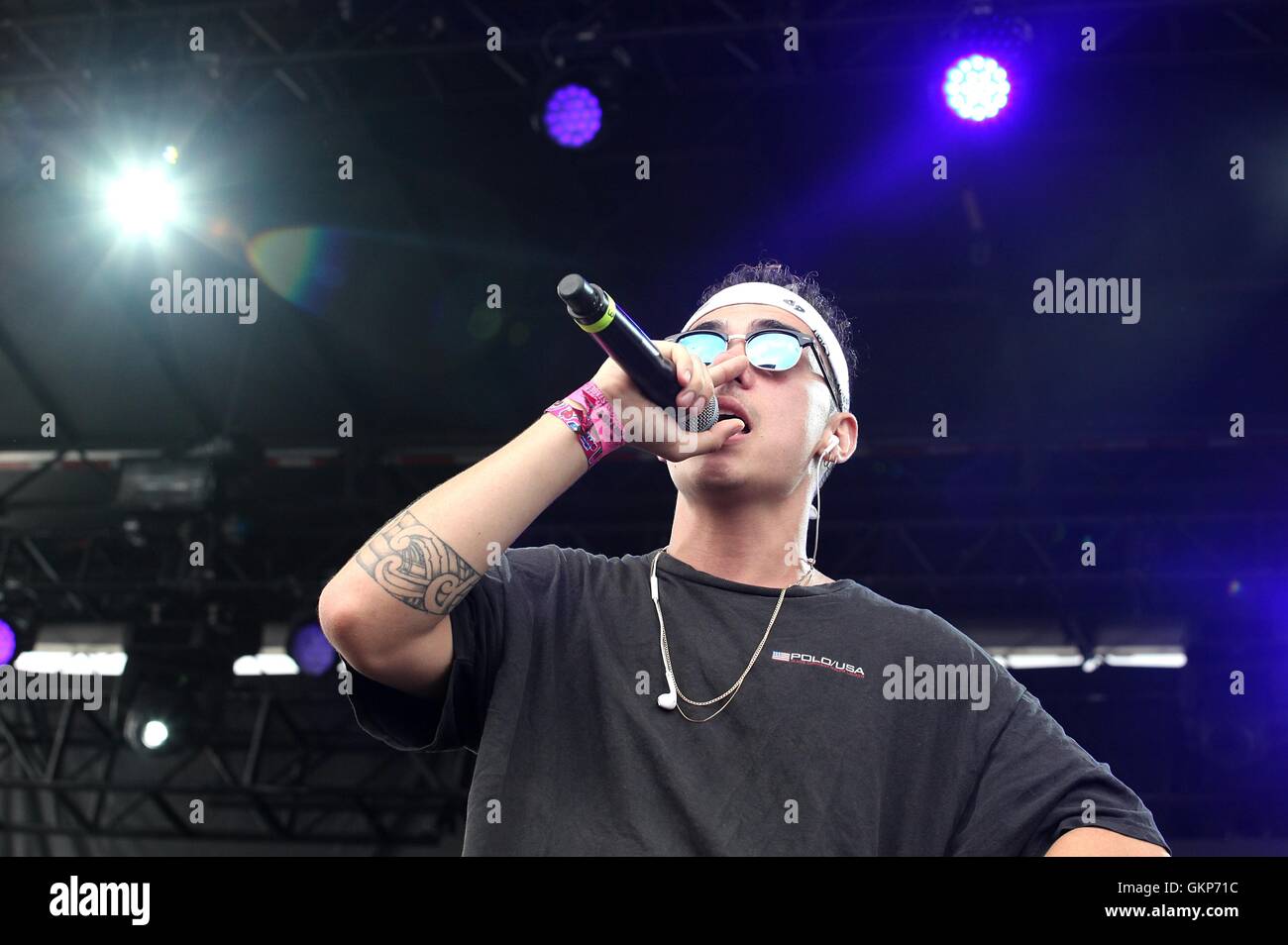 WANTAGH, NY - AUGUST 21: William Singe perfoming live at the 2016 ...