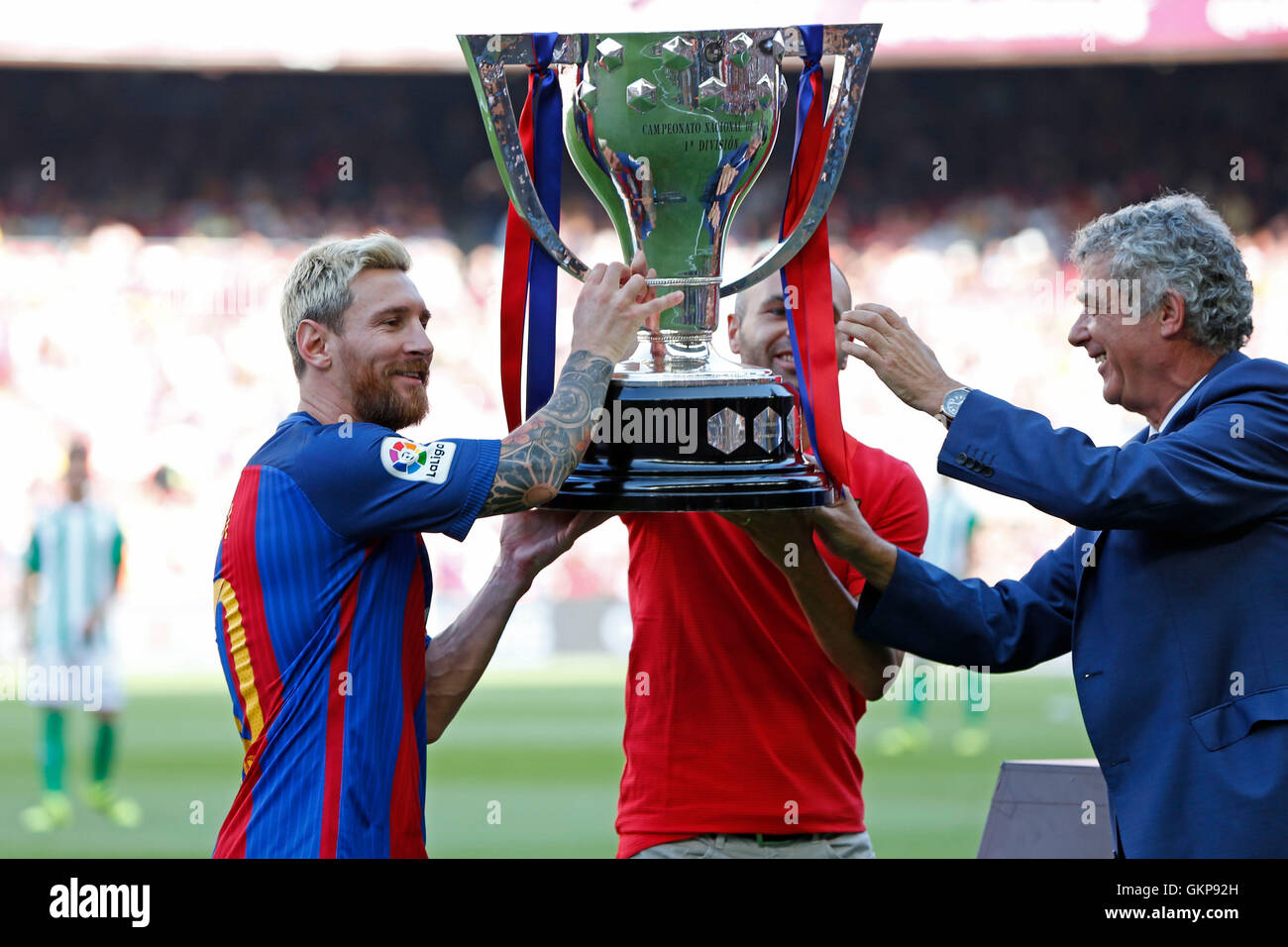 Lionel andres messi 2016 hi-res stock photography and images - Alamy