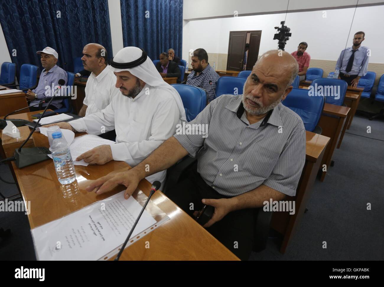 Gaza City, Gaza Strip, Palestinian Territory. 22nd Aug, 2016. Members ...