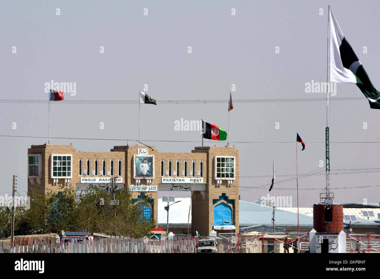 Friendship Gate at Pak-Afghan border Chaman closed for last five days ...
