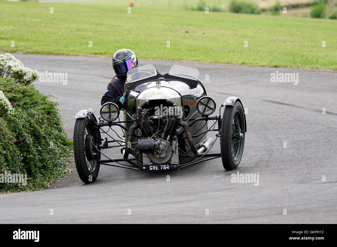 Rob Pike throws his 1928 Morgan Super Aero into the roundabout at the ...