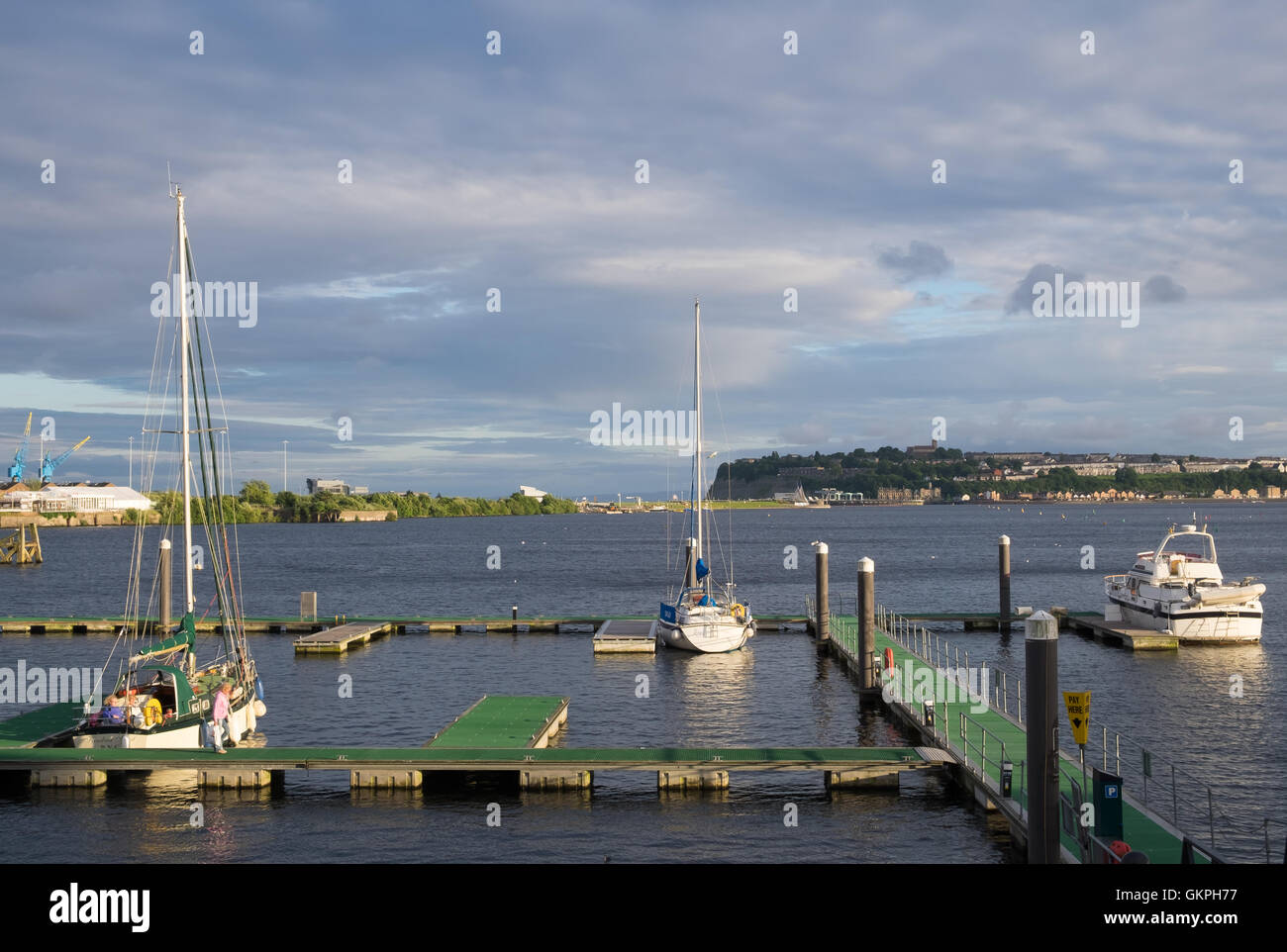 Cardiff bay harbour hi-res stock photography and images - Alamy