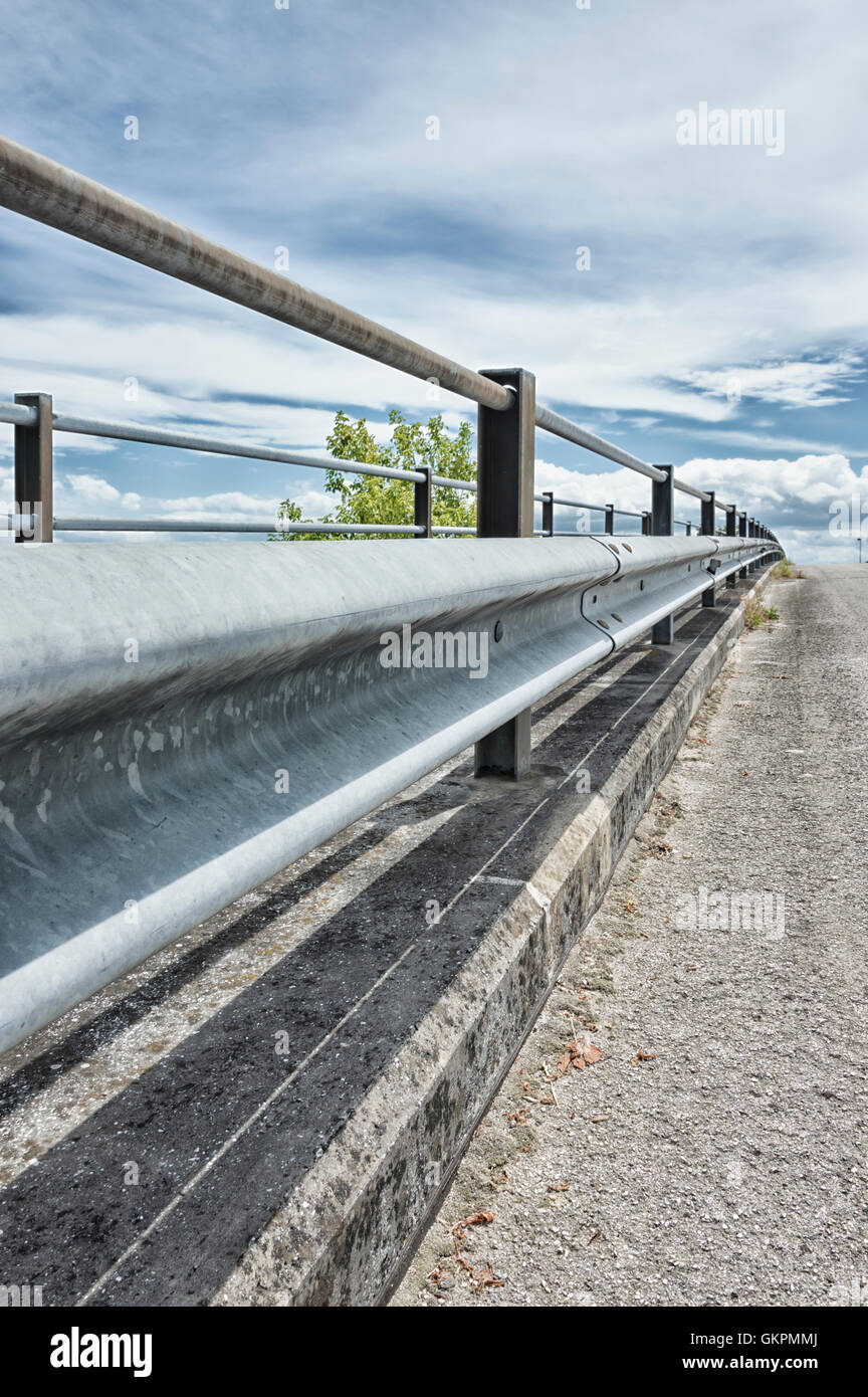 Safety guardrail hi-res stock photography and images - Alamy