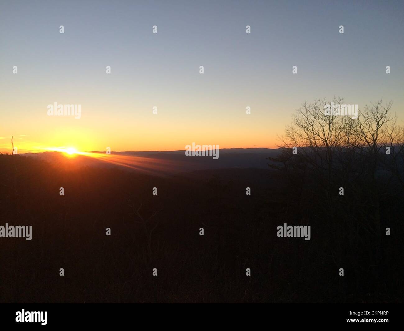 Mountains sunset virginia hi-res stock photography and images - Alamy