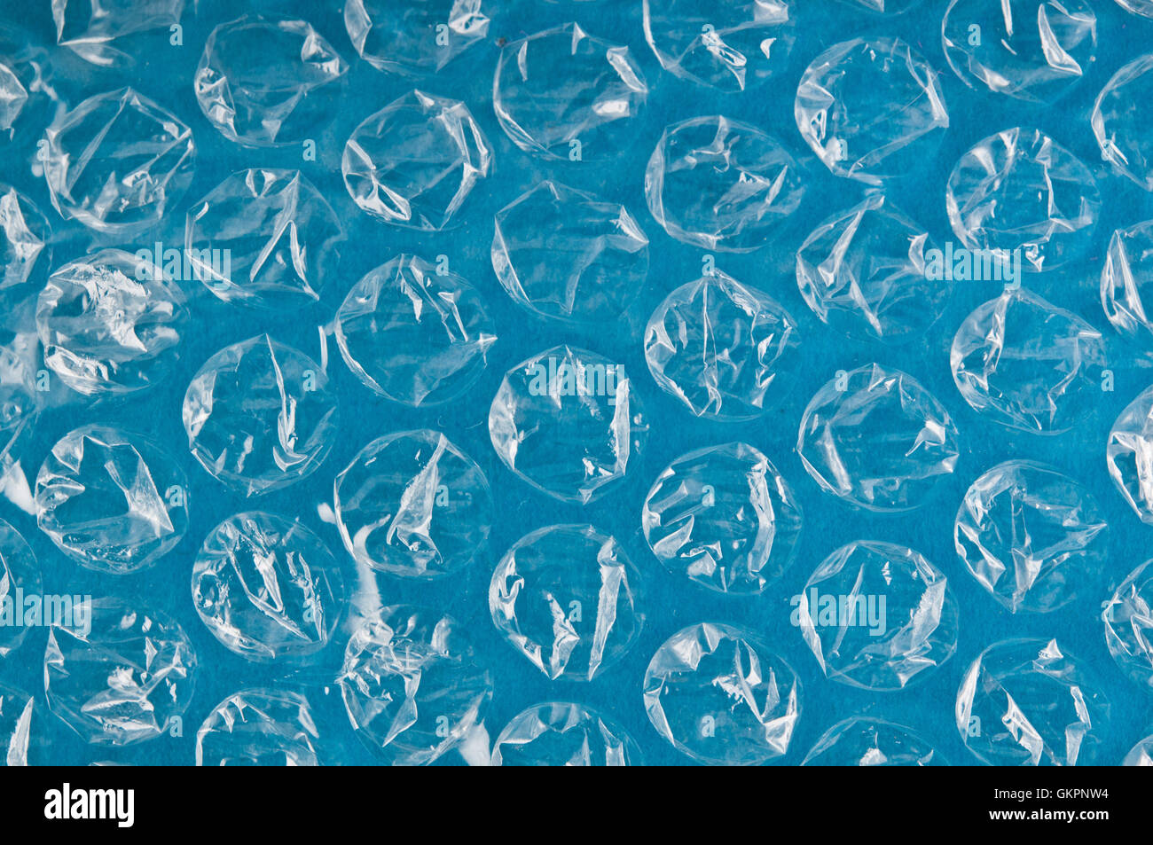 Blue bubble wrap hi-res stock photography and images - Alamy