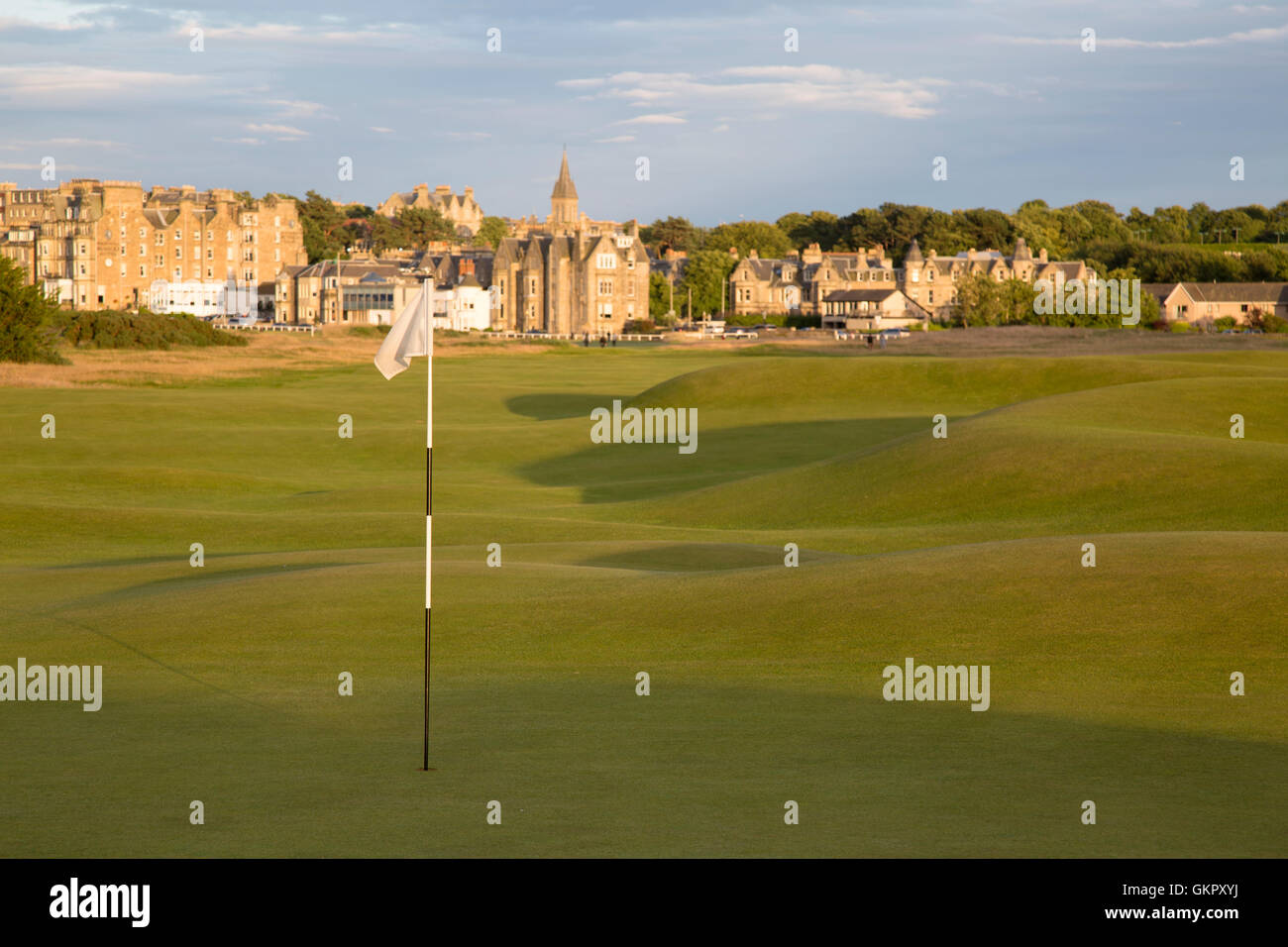 The royal and ancient golf club of st andrews hi-res stock photography ...