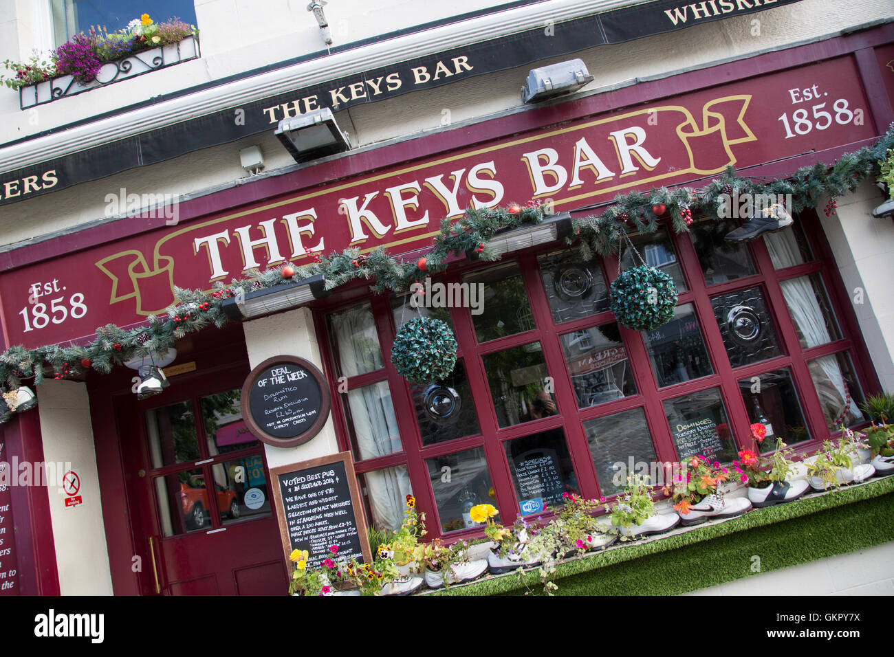 The keys bar hi-res stock photography and images - Alamy