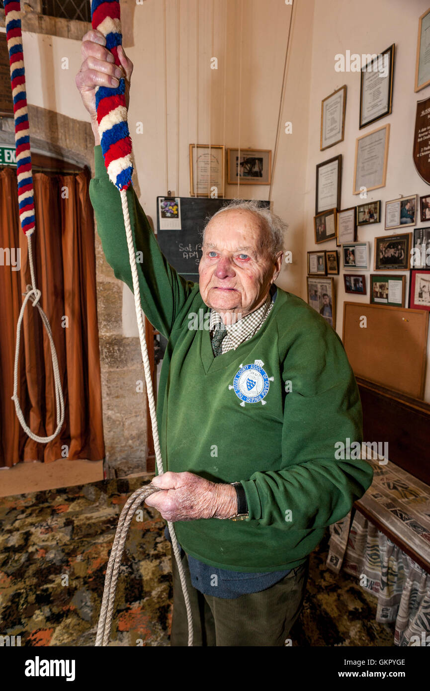 Active church hi-res stock photography and images - Alamy