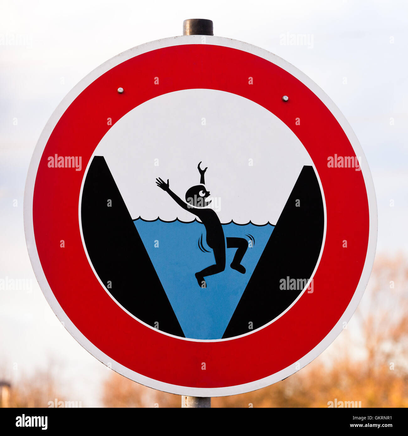 Round hazard sign warning for danger of drowning Stock Photo - Alamy