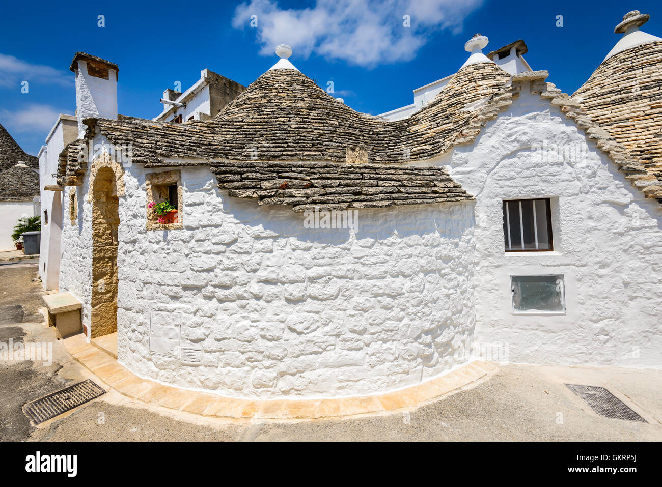 Alberobello, Italy, Puglia. Unique Trulli houses with conical roofs ...