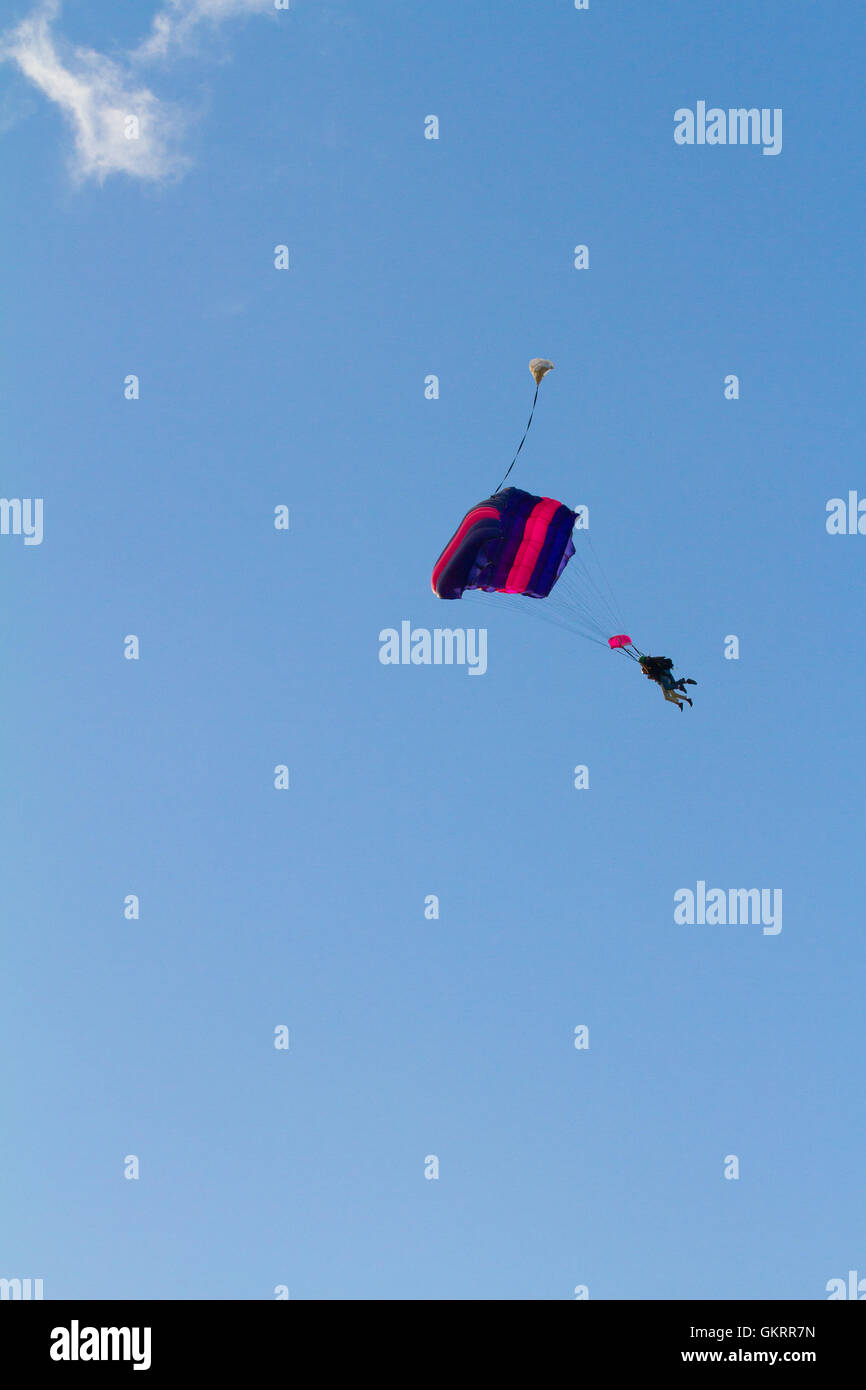 Skydiver Parachute Open Stock Photo - Alamy
