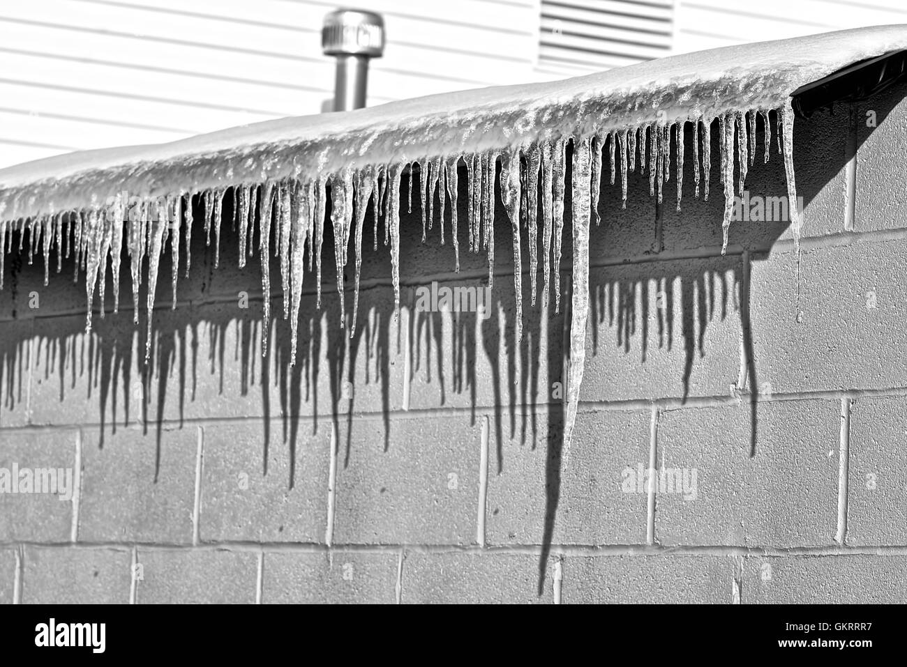 Ice icicles block hi-res stock photography and images - Alamy