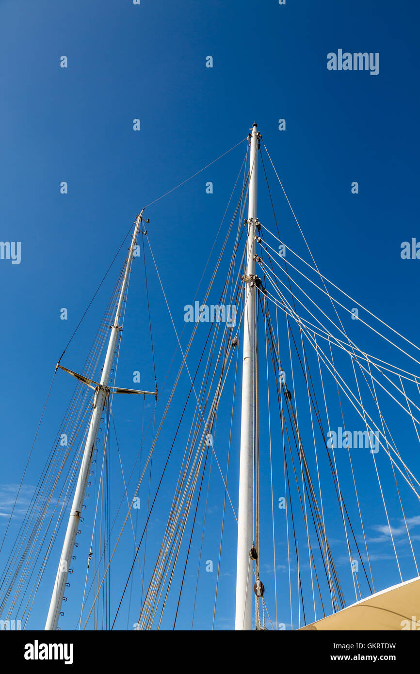 Ropes and Masts on a Sailing Vessel Stock Photo - Alamy