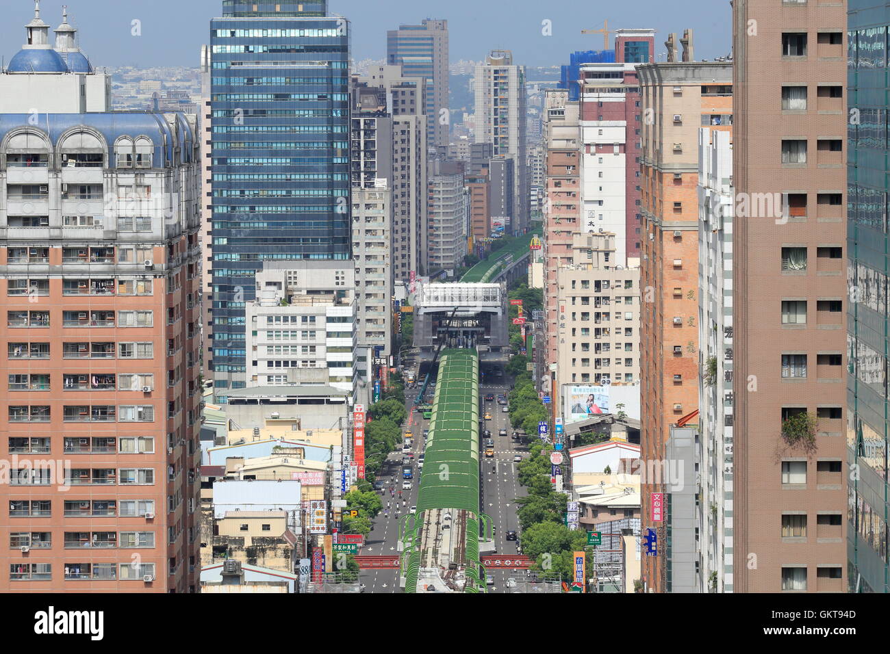 Rapid transit train hi-res stock photography and images - Alamy